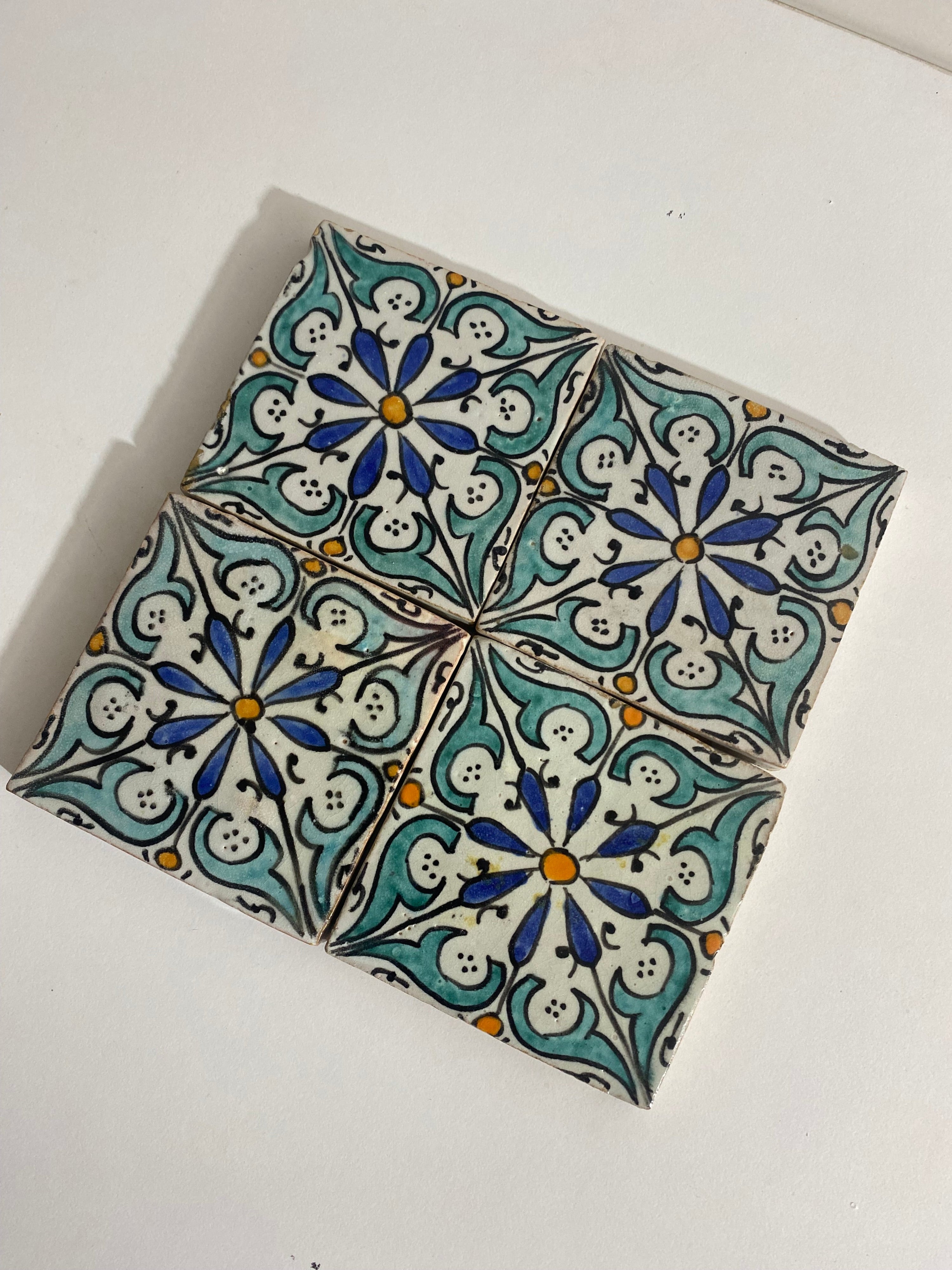Bathroom and kitchen Ceramic tiles Hand painted tiles 4"x4" 100% for R